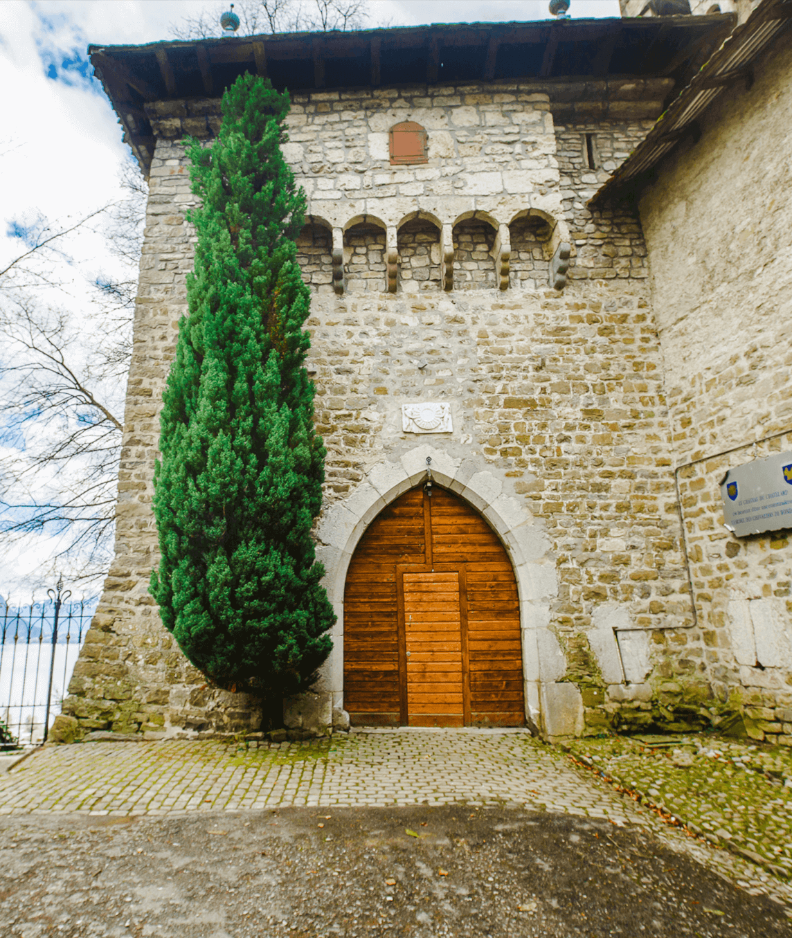ABOUT CASTLE – Château du Châtelard